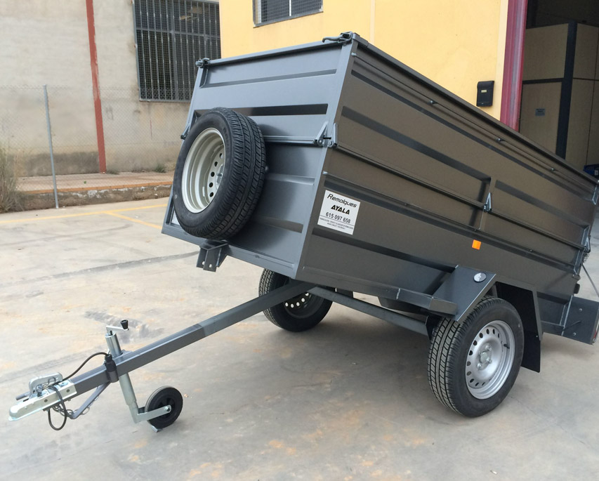 Remolques para coche Enganches y Remolques Ayala 🥇